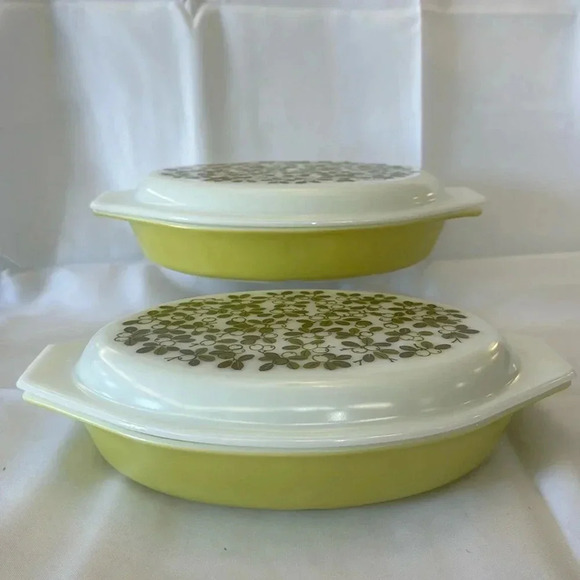 Pyrex | Kitchen | Vintage 96s Pyrex Verde Olives Split Dish Casserole ...